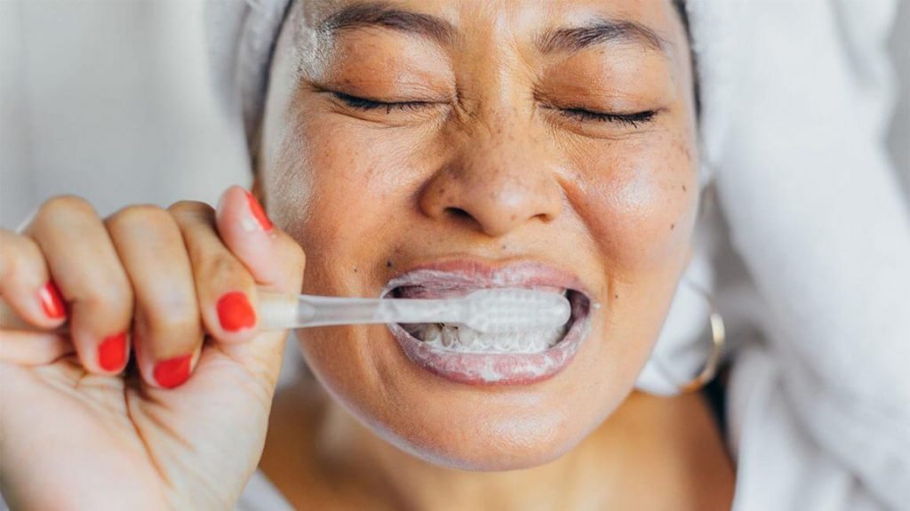 You Should Do To Keep Your Teeth And Gums Healthy - QuikForce